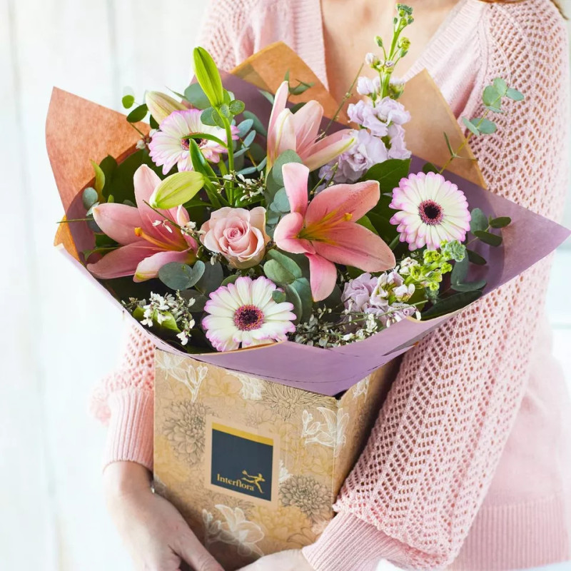Aberdeen Flowers | Expert Florists Aberdeen Same Day Delivery