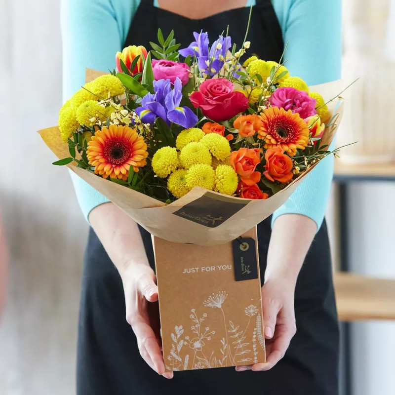 Aberdeen Flowers | Expert Florists Aberdeen Same Day Delivery