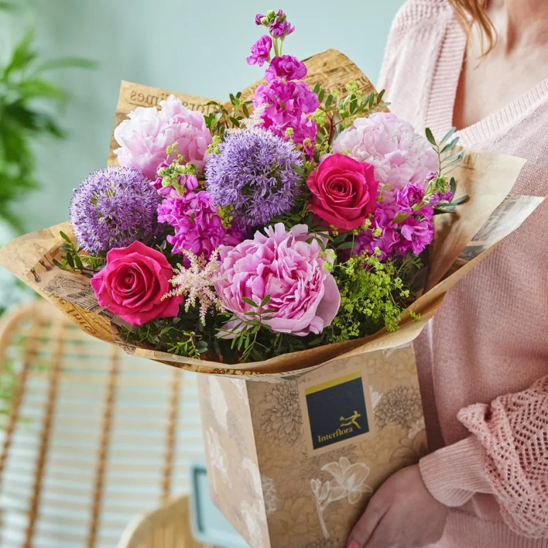 Aberdeen Flowers | Expert Florists Aberdeen Same Day Delivery